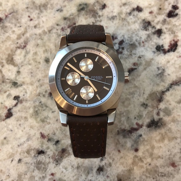Fossil | Accessories | Authentic Fossil Leather Watch | Poshmark